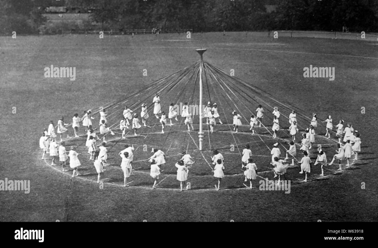 Victorian maypole dancing hi-res stock photography and images - Alamy