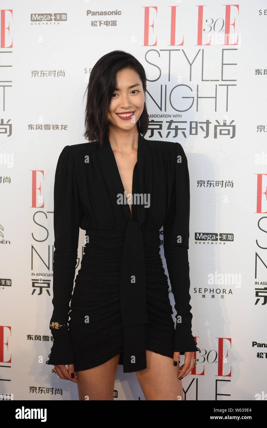 Chinese supermodel Liu Wen arrives on the red carpet for the "ELLE ...