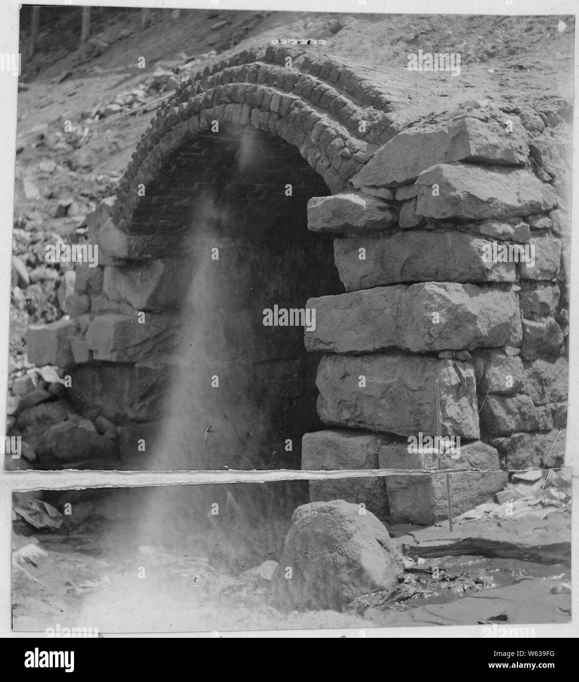 Culvert in river hi-res stock photography and images - Alamy