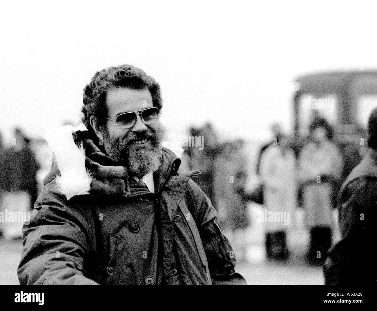 American hostages at rhein main air base hi-res stock photography and ...