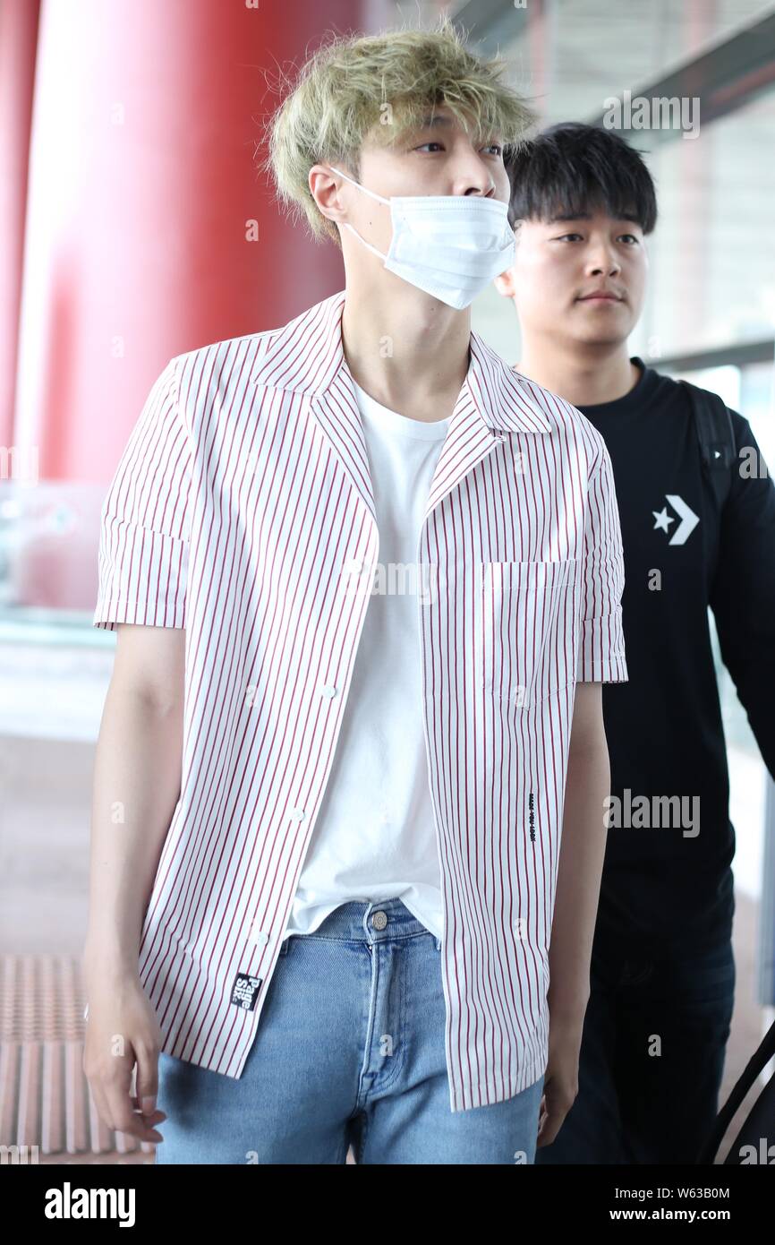 Lay zhang singer hi-res stock photography and images - Alamy