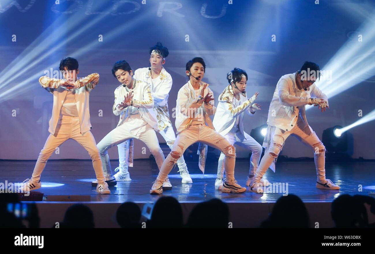 Jyp concert hi-res stock photography and images - Alamy