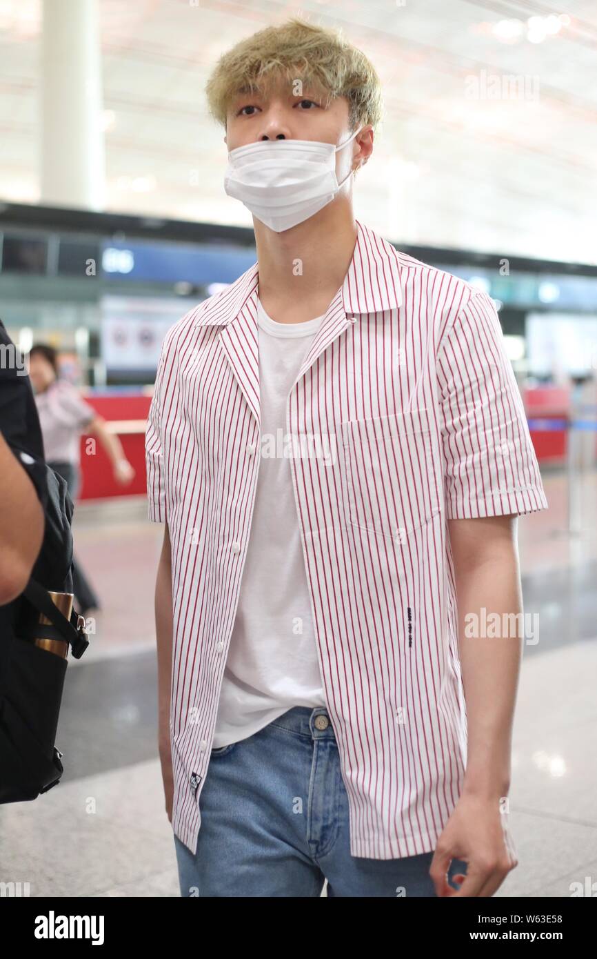 Lay zhang singer hi-res stock photography and images - Alamy