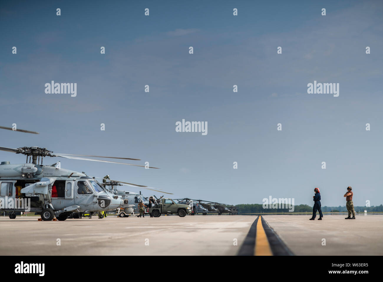 U.S. Navy aviation structural mechanics with Helicopter Sea Combat ...