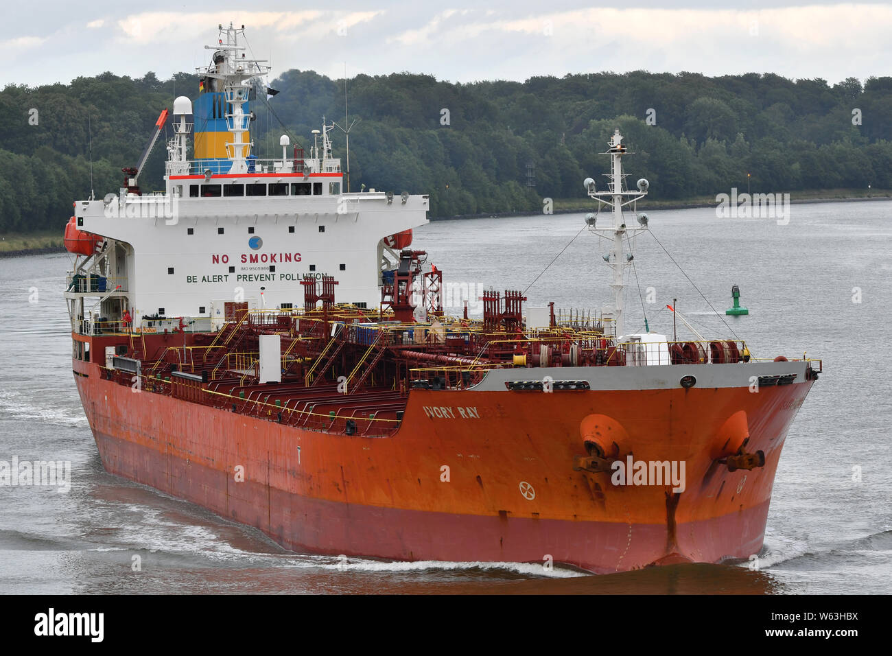 Ivory ship hi-res stock photography and images - Alamy