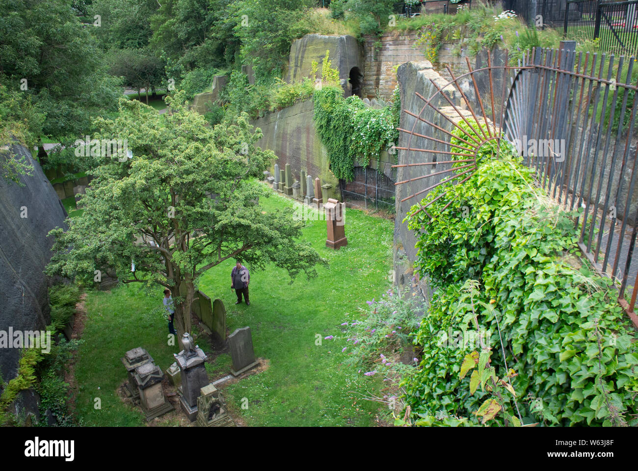 City Of Liverpool Cemetery High Resolution Stock Photography and Images ...