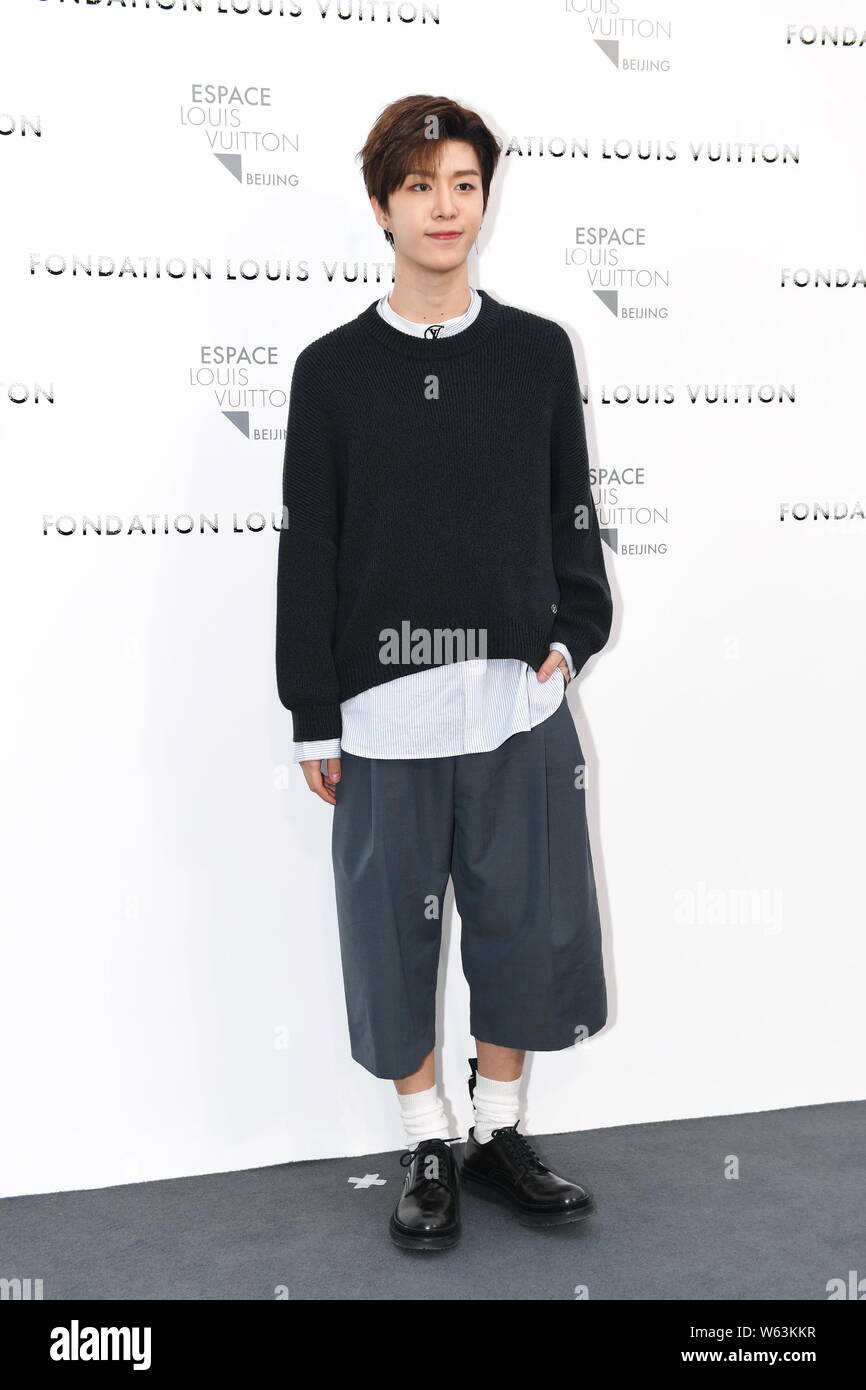 Chinese singer Fan Chengcheng, the younger brother of actress Fan ...