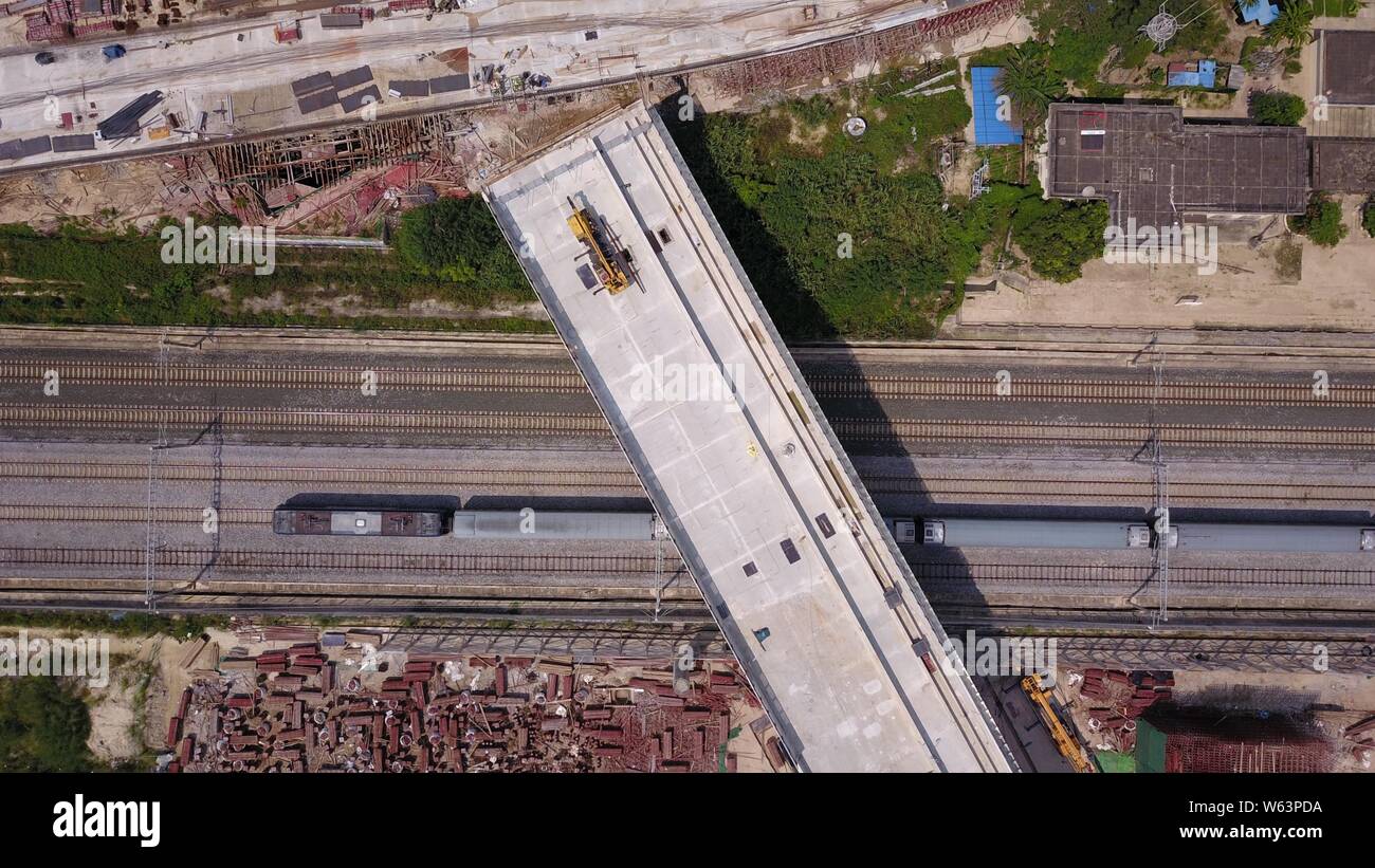 Over 120 degrees hi-res stock photography and images - Alamy