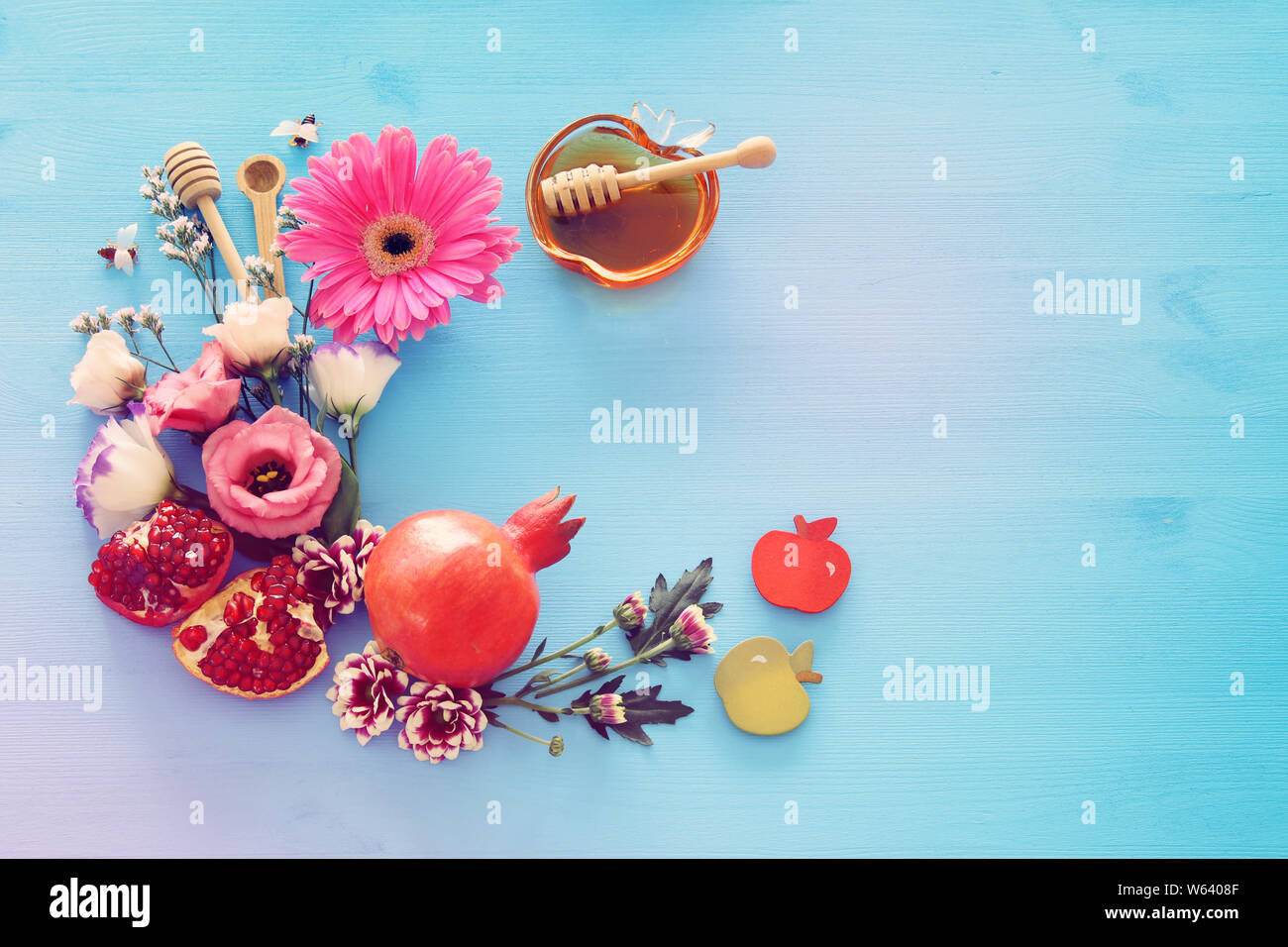 religion image of Rosh hashanah (jewish New Year holiday) concept. Traditional symbols over ...