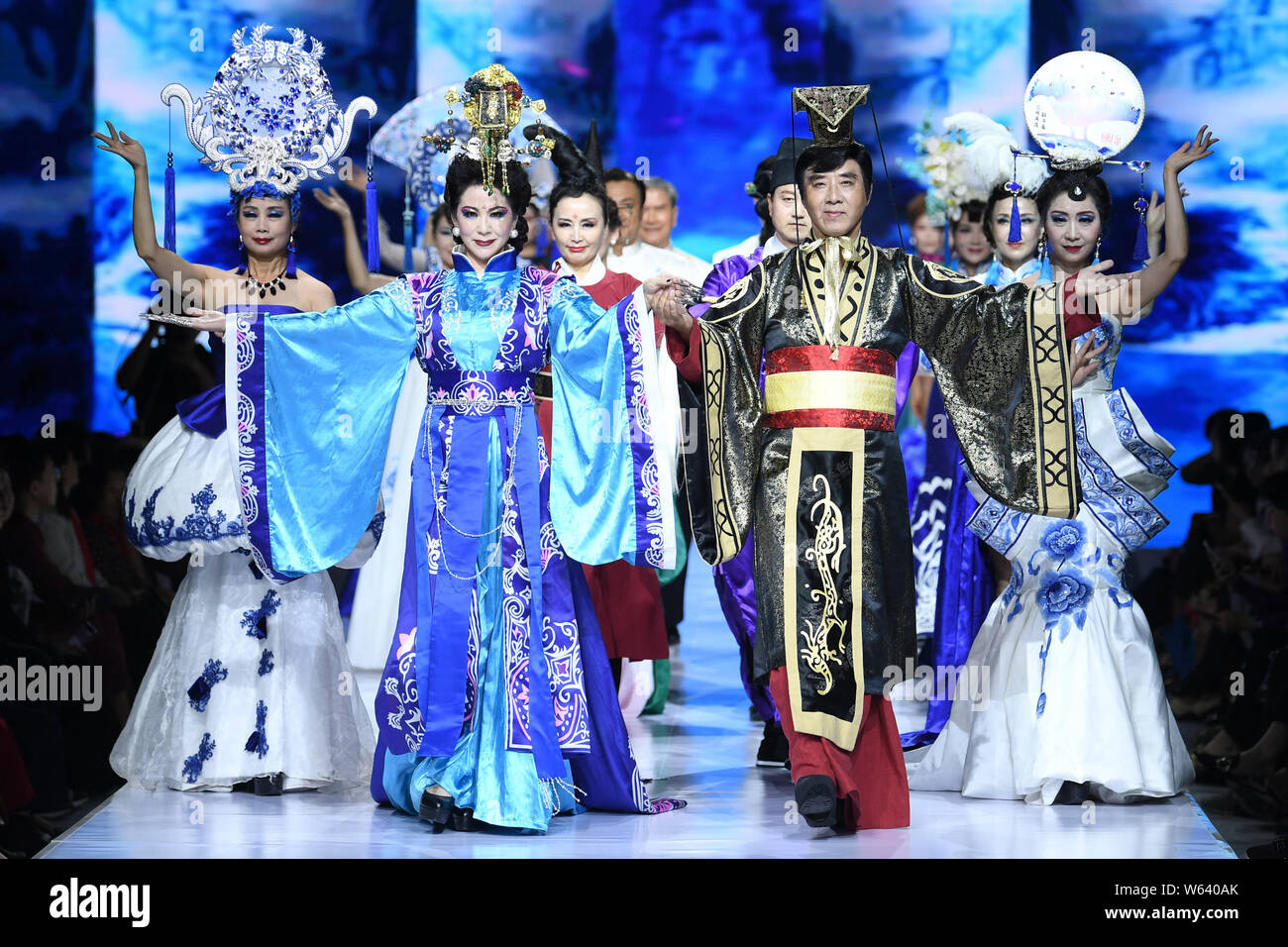 Models display new creations at the Jiang Xuanmin x Four famous Chinese ...