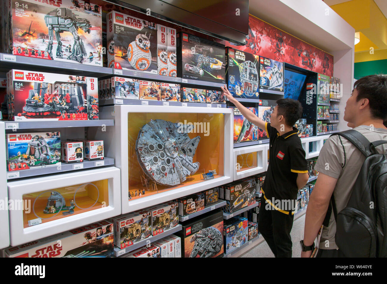 Customers visit the second Lego Flagship Store at Shanghai ShiMao ...