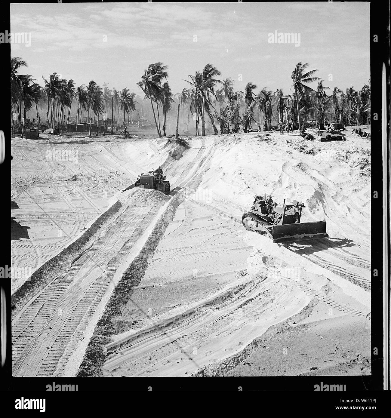 Working on air Black and White Stock Photos & Images - Alamy