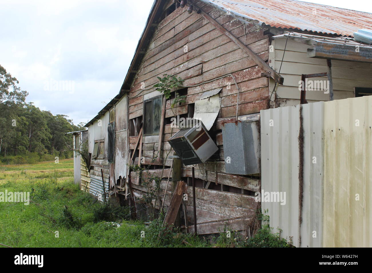 Weatherboard house australia hi-res stock photography and images - Alamy