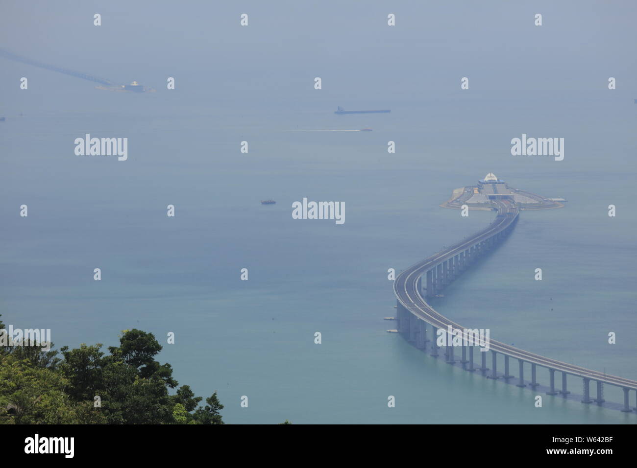 --FILE--An aerial view of the world's longest cross-sea bridge, the ...