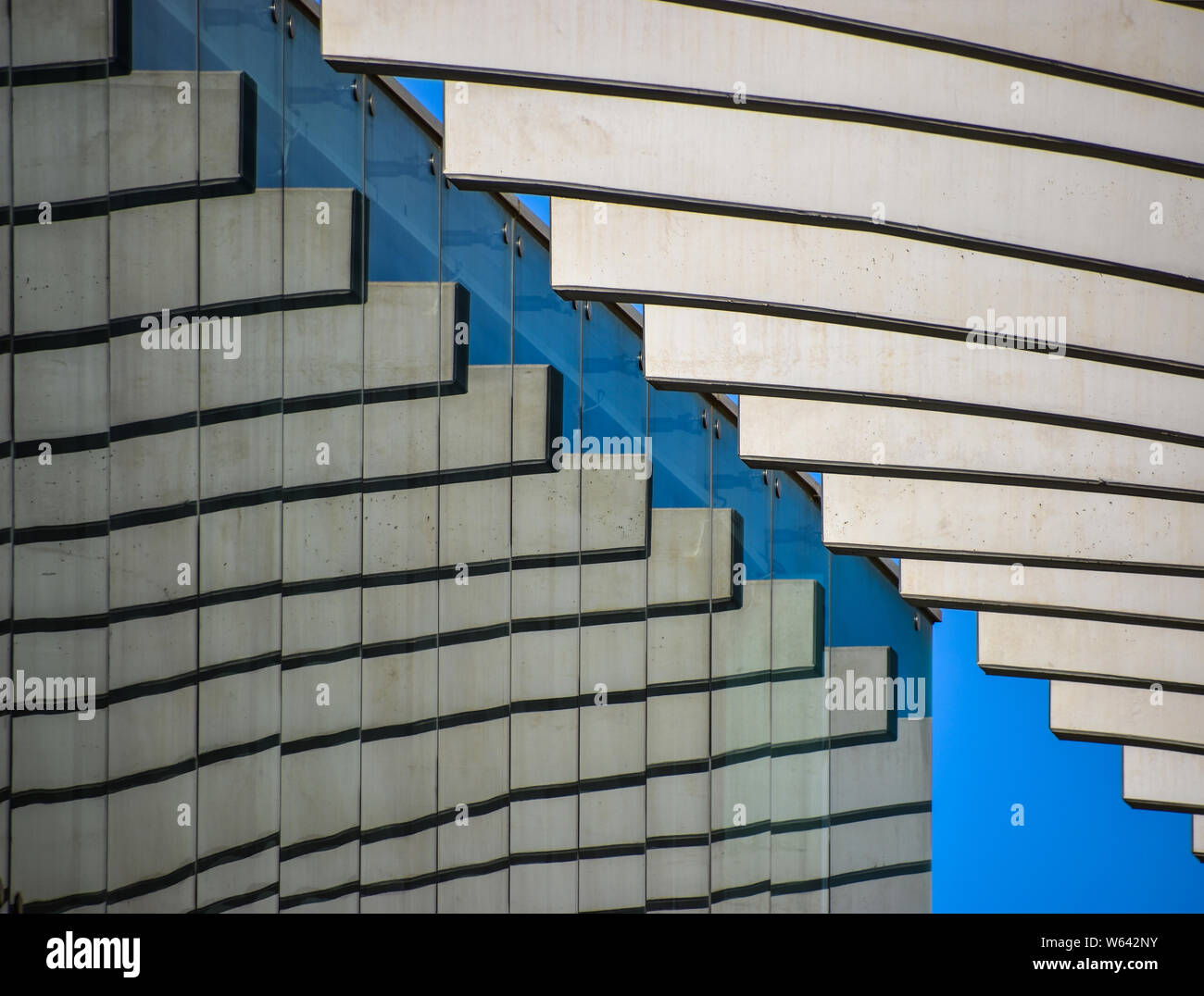 Moden architecture hi-res stock photography and images - Alamy