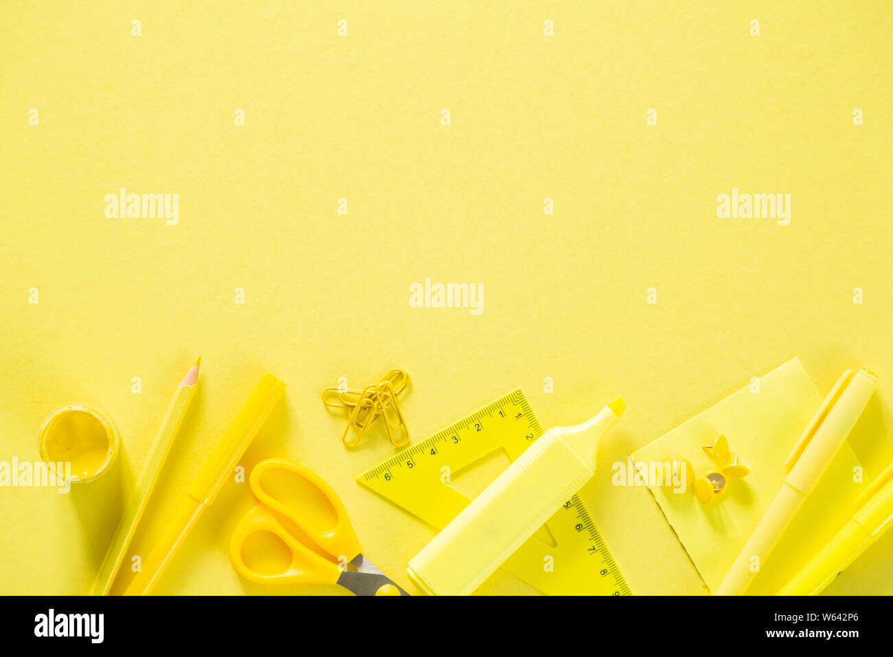 Stationery selection hi-res stock photography and images - Alamy