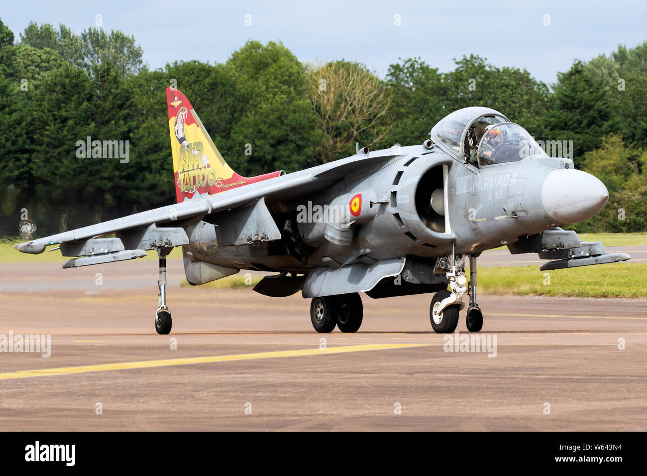 Armada spanish air force harrier hi-res stock photography and images ...