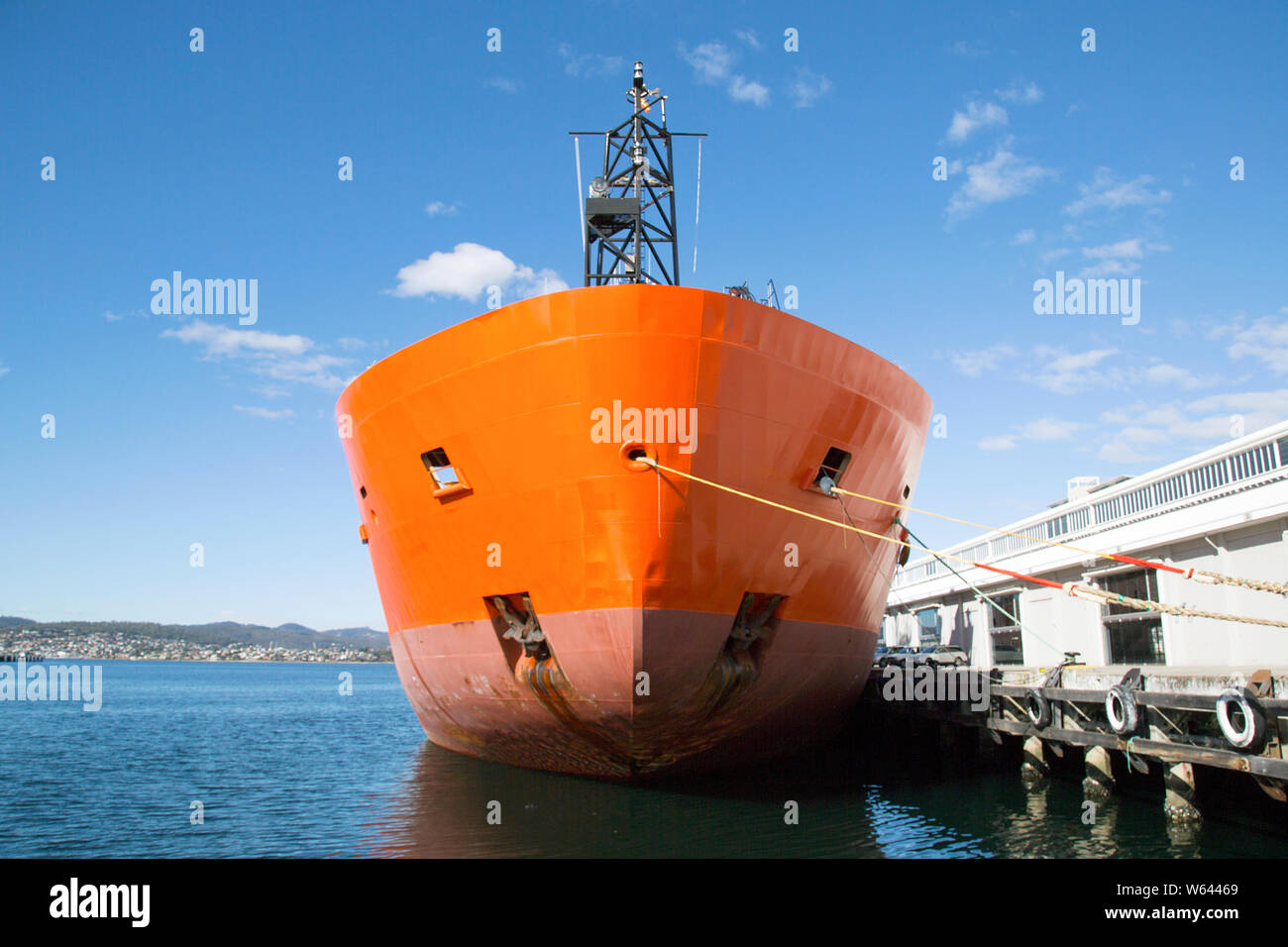 Ice breaker ship hi-res stock photography and images - Alamy