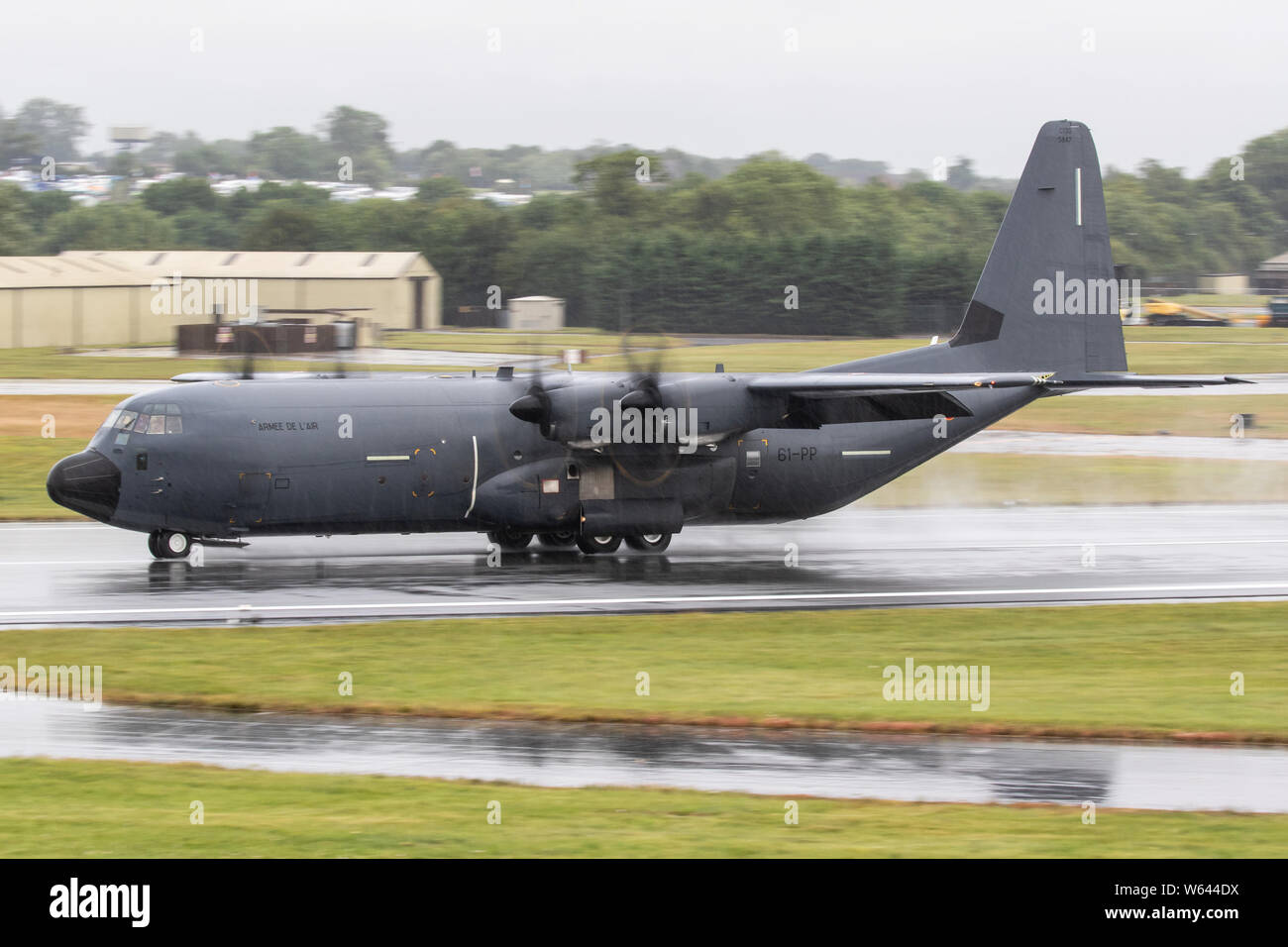Raf c130j hercules hi-res stock photography and images - Alamy