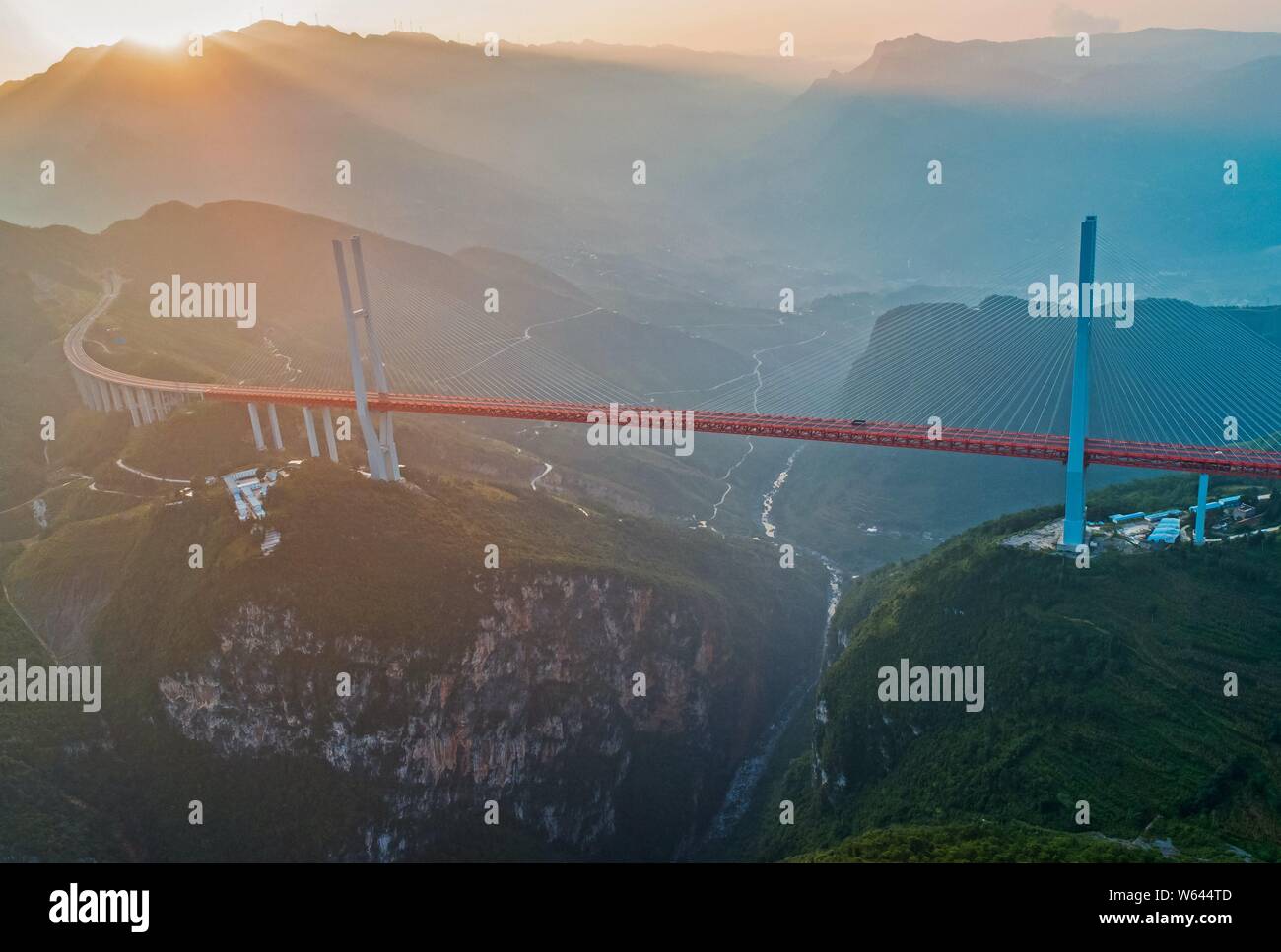 Duge bridge china hi-res stock photography and images - Alamy
