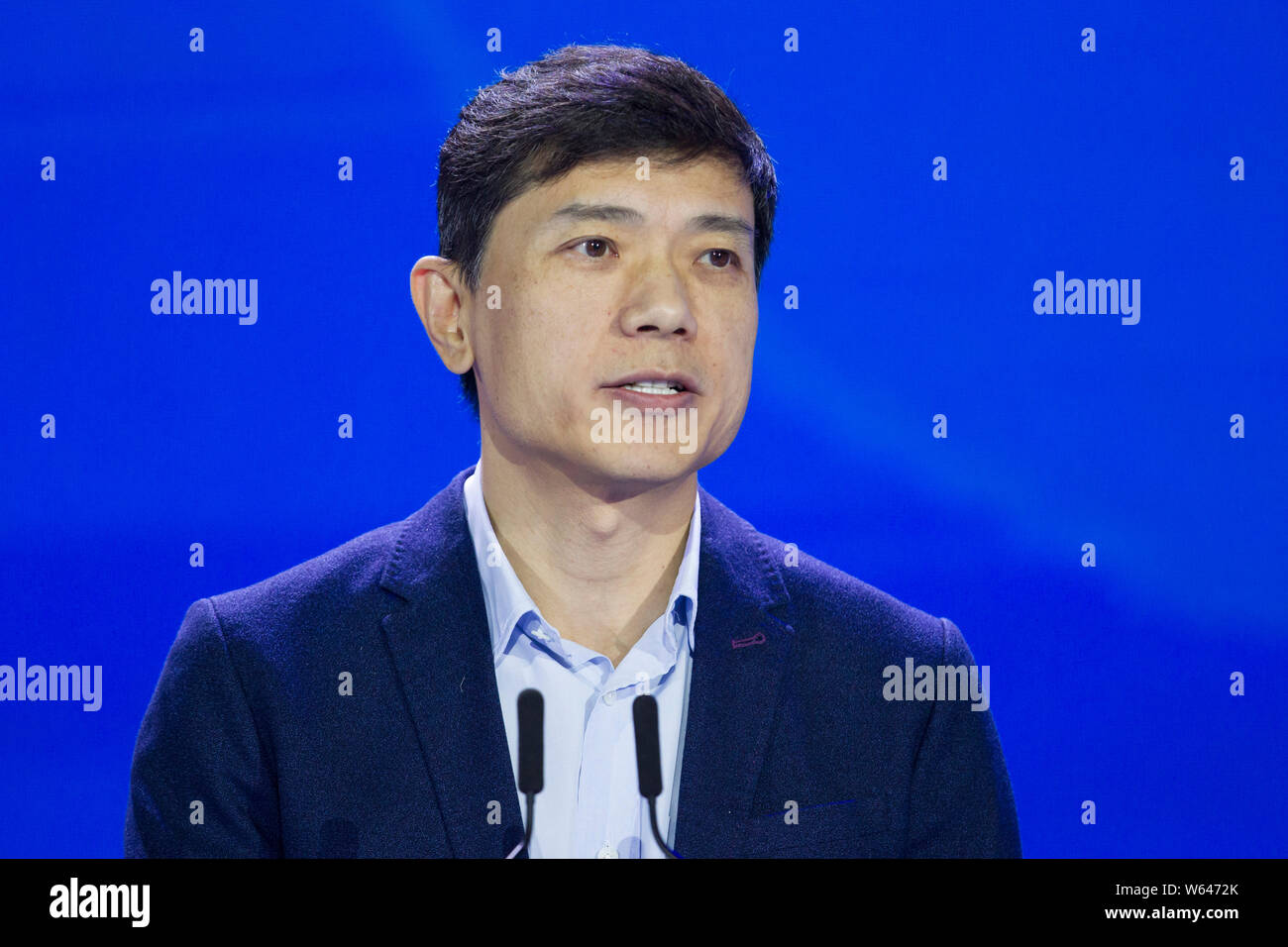 Robin Li Yanhong, Chairman and CEO of Baidu Inc., delivers a speech ...