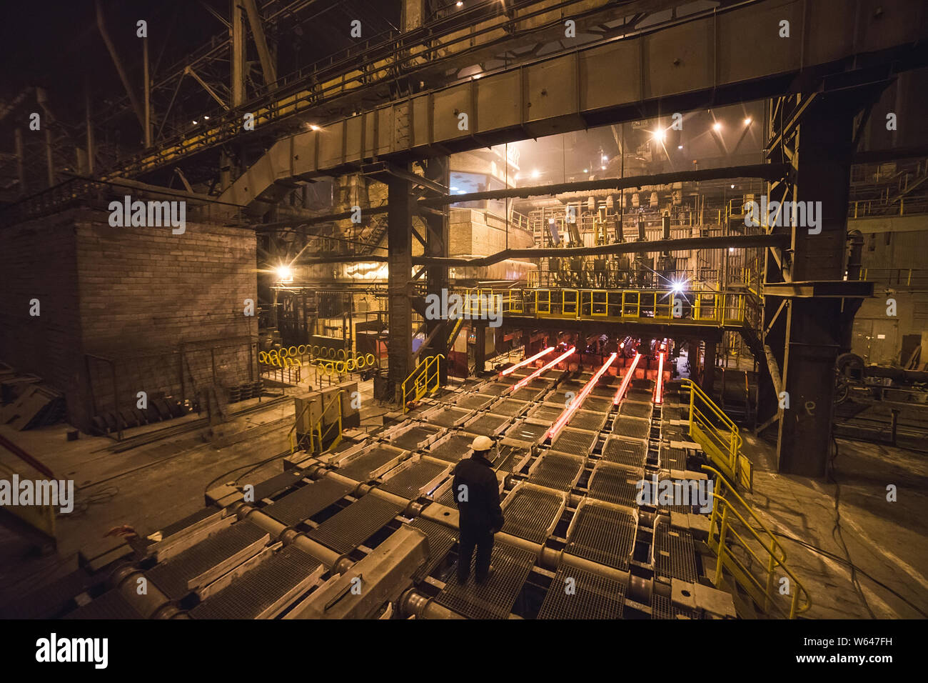 Hot billet bloom continuous casting, also called strand casting Stock ...