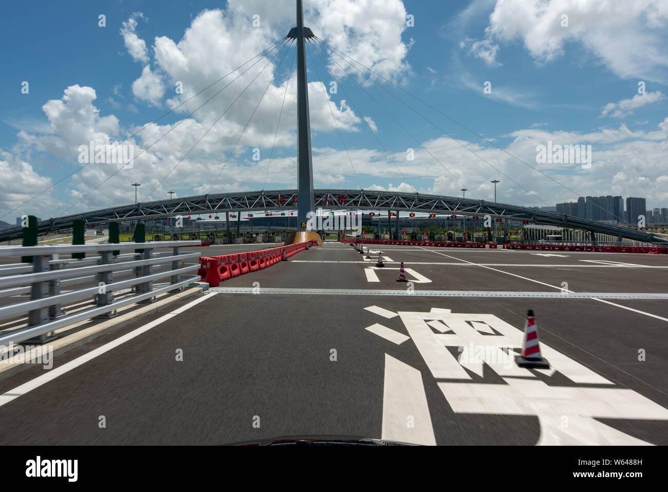 --FILE--A view of the world's longest cross-sea bridge, the Hong Kong ...