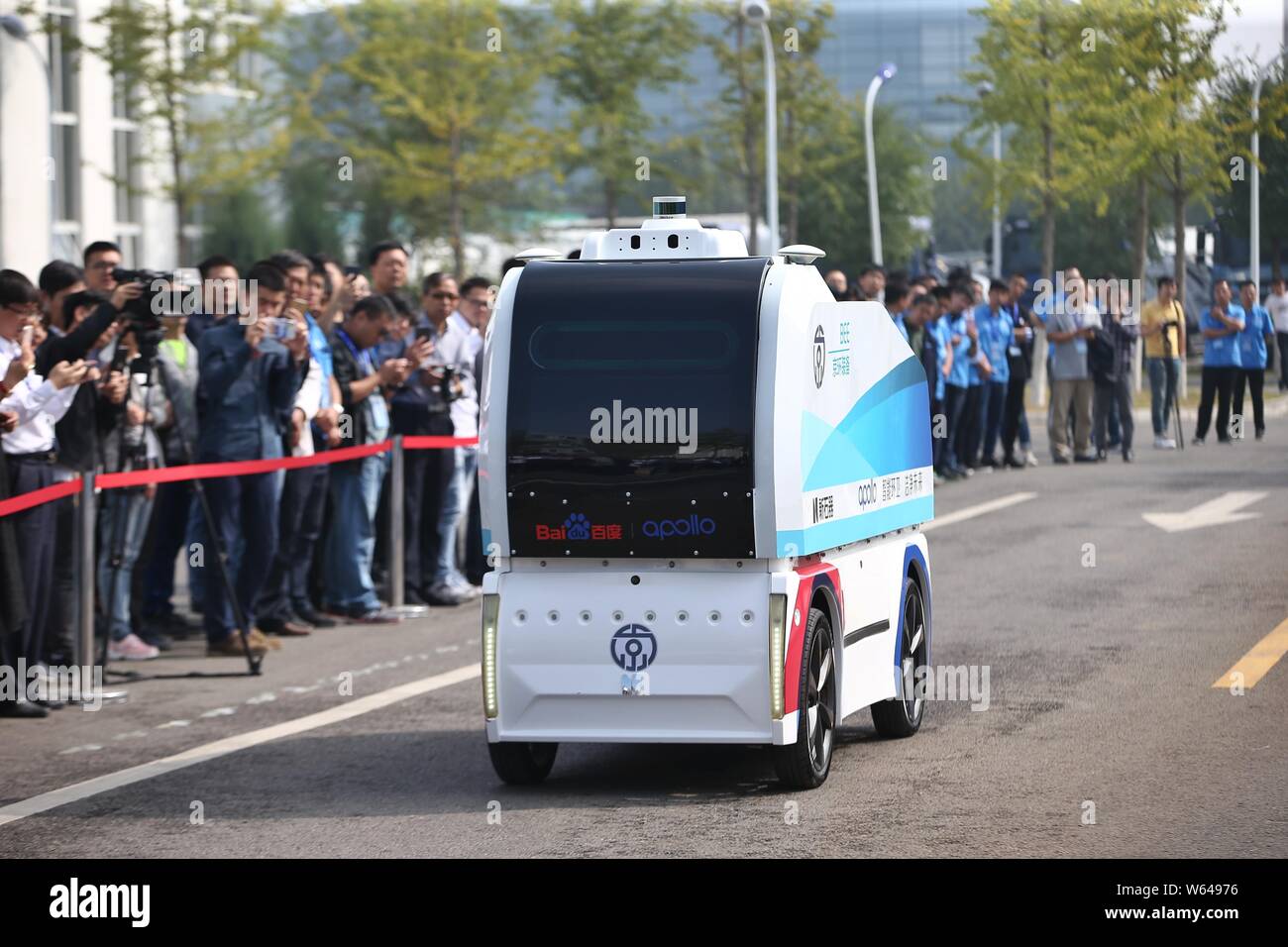 An autonomous driving sanitation vehicle co-developed by Baidu's ...