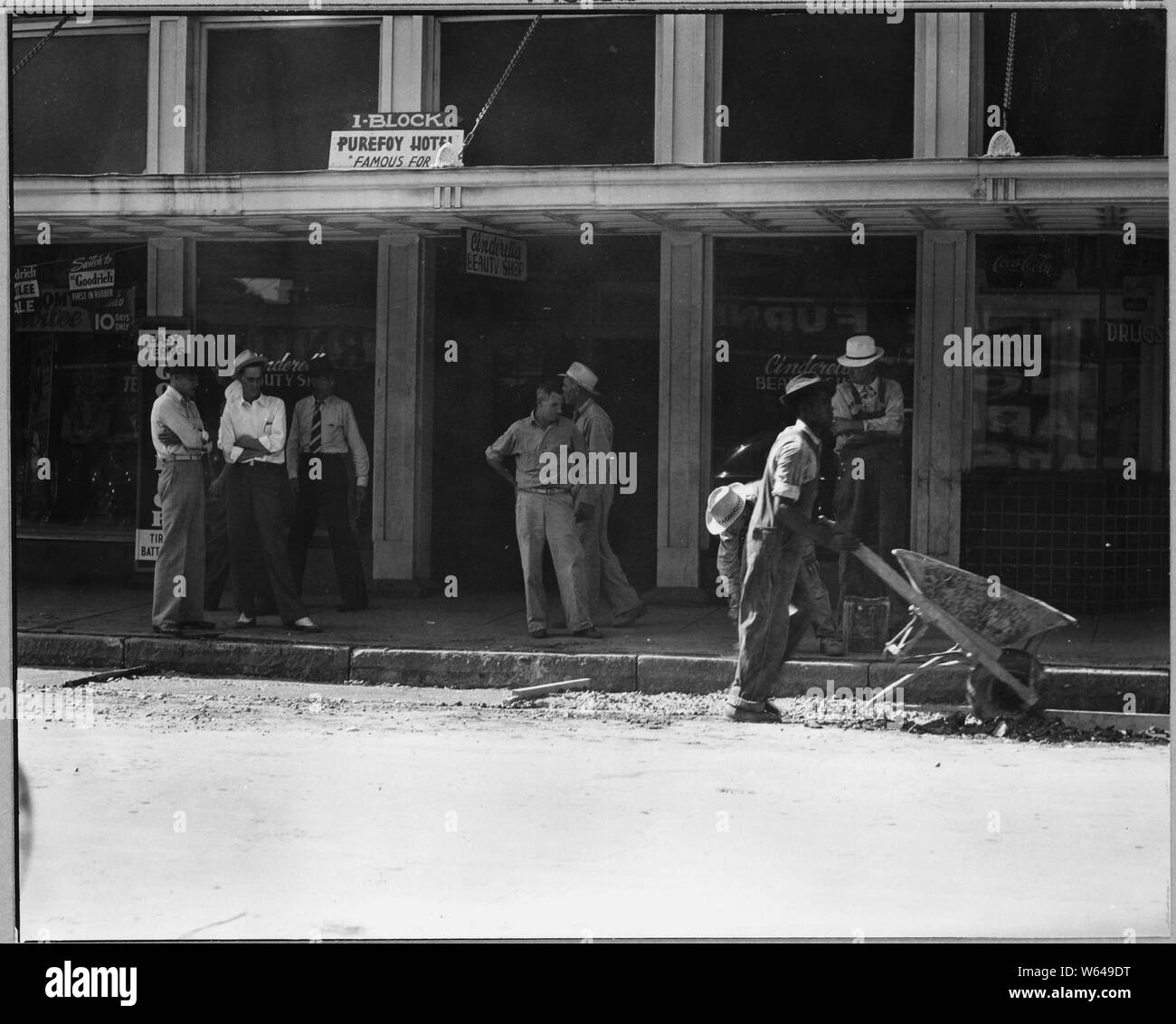 Coosa Valley, Alabama. Widening street - Talladega; Scope and content ...