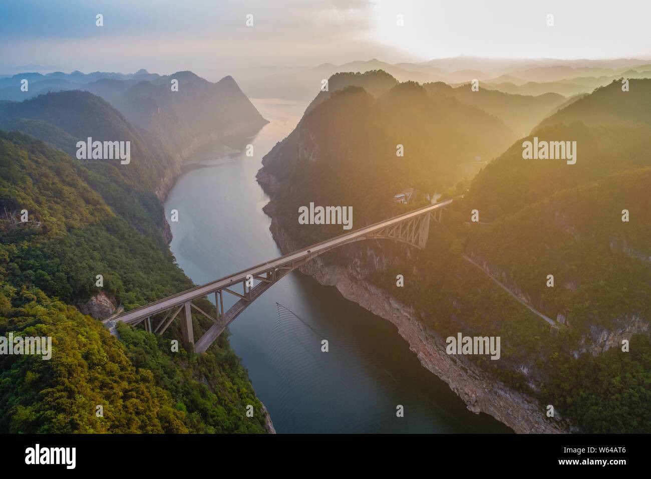 Guizhou bridge hi-res stock photography and images - Alamy