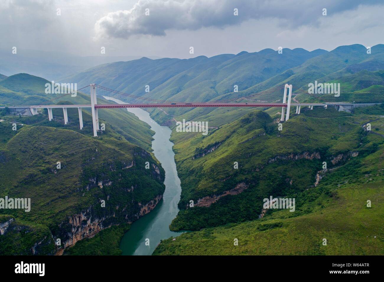 Qinglong hi-res stock photography and images - Alamy