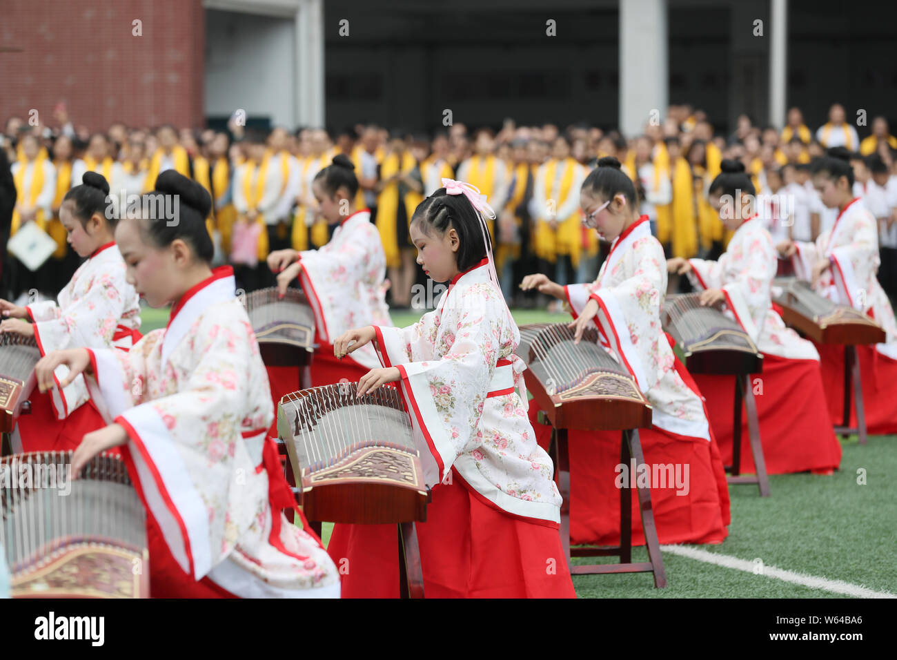 Hunan Province School High Resolution Stock Photography and Images - Alamy
