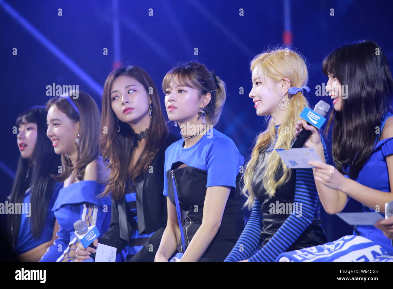 (From left) Chaeyoung, Nayeon, Tzuyu, Jeongyeon, Dahyun, and Momo of ...