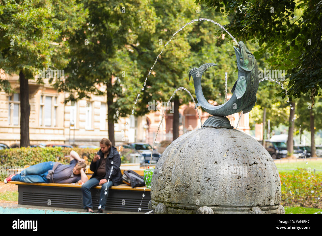 Fountain of fish hi-res stock photography and images - Alamy