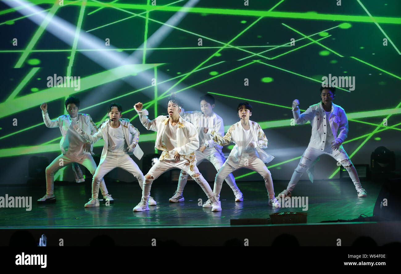 Jyp concert hi-res stock photography and images - Alamy