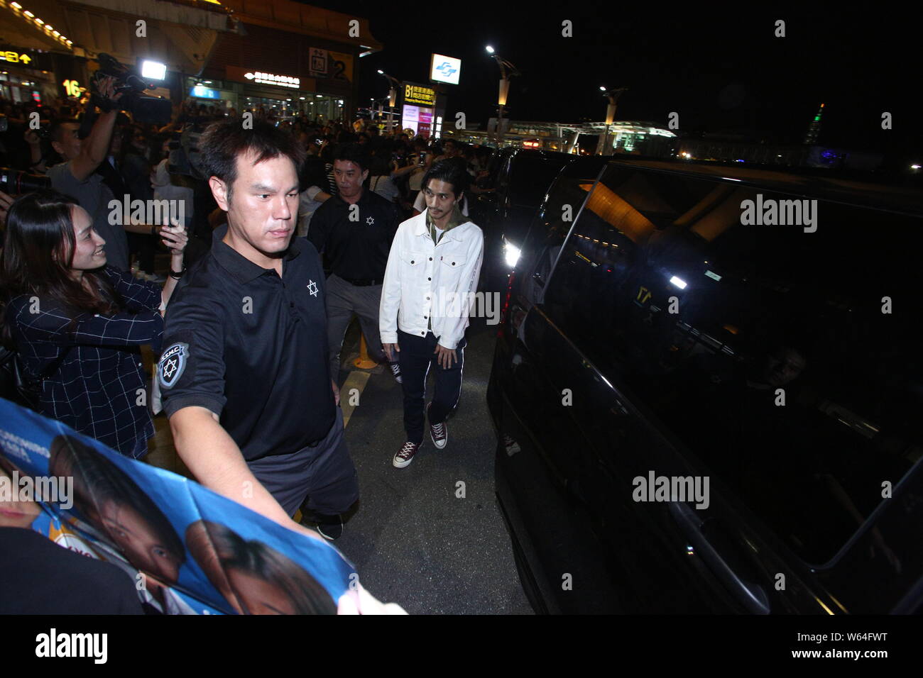 Ryo Nishikido of Japanese boy band Kanjani Eight arrives at the Taipei ...