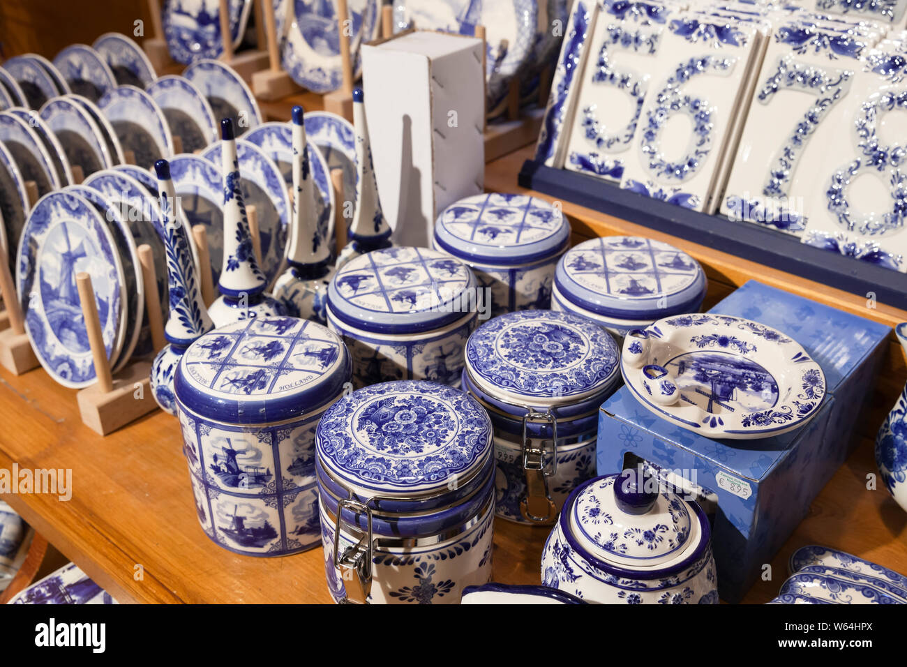 Zaanse Schans, Netherlands - February 25, 2017: Ceramic dishes with ...