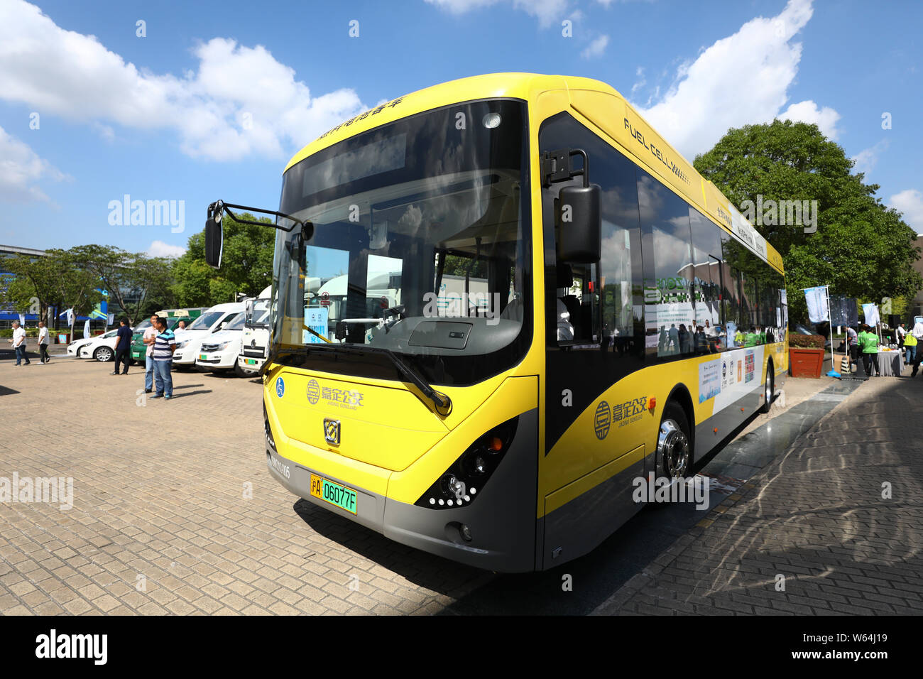 Hydrogen fuel bus china hi-res stock photography and images - Alamy