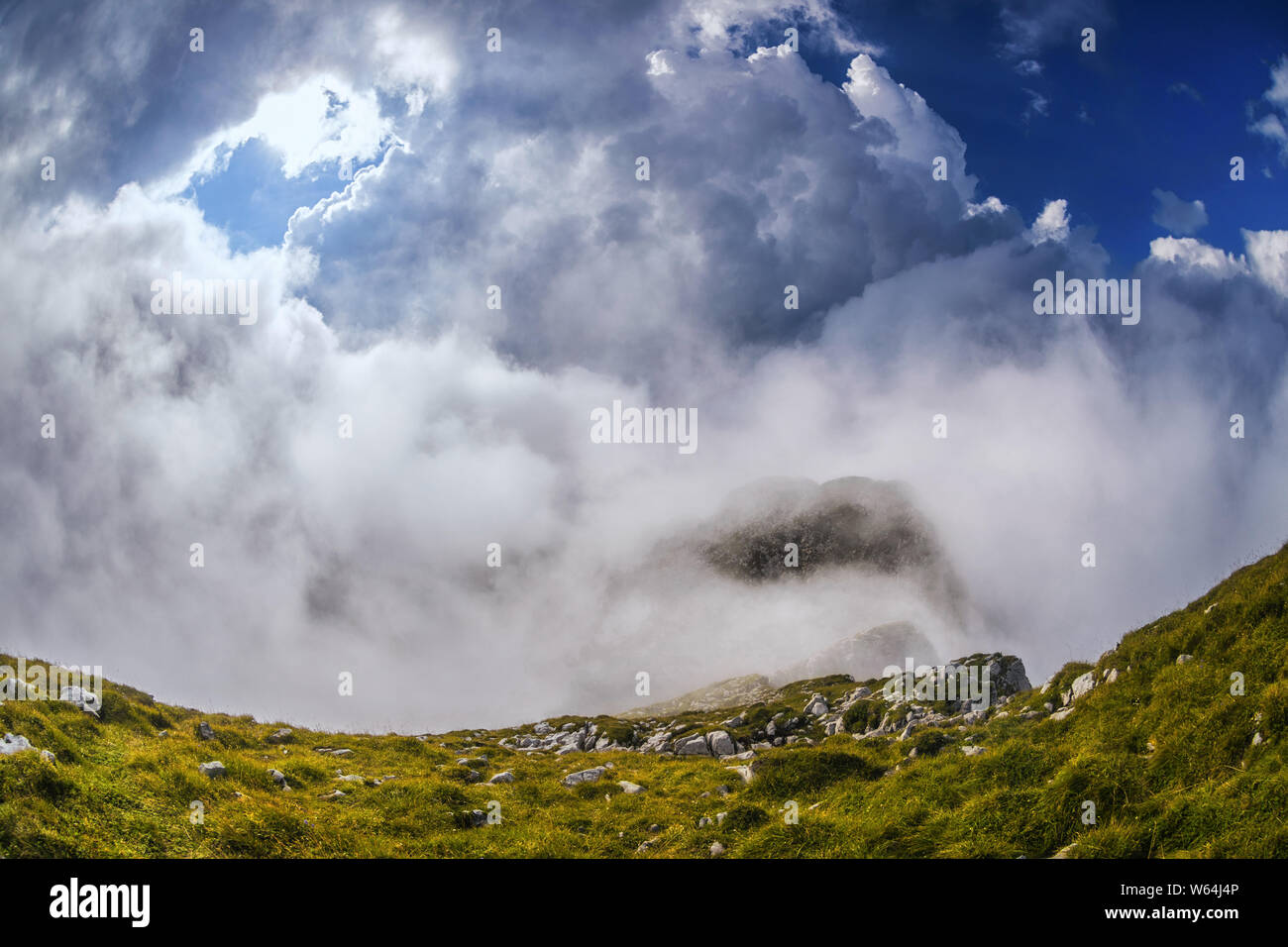Blue sky and fog hi-res stock photography and images - Alamy