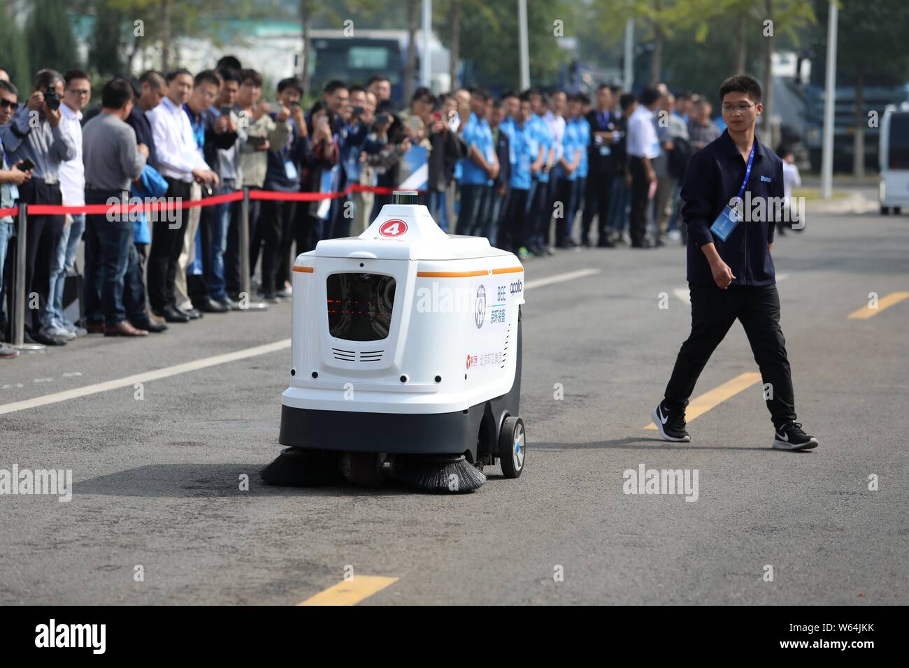 An autonomous driving sanitation vehicle co-developed by Baidu's ...
