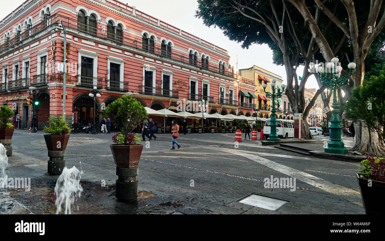Mexican colonial town images hi-res stock photography and images - Alamy