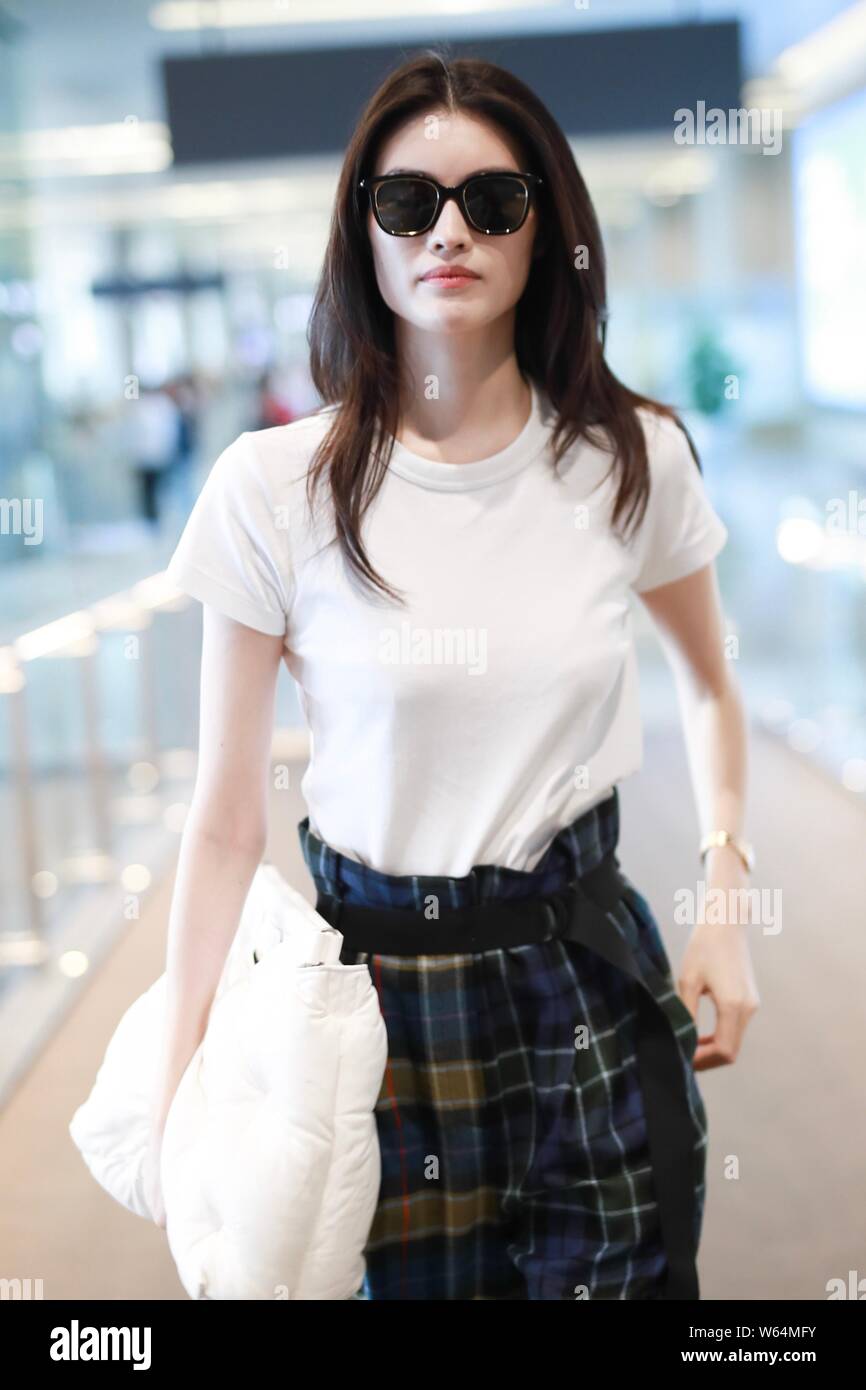 Chinese model He Sui or Sui He arrives at the Shanghai Hongqiao ...