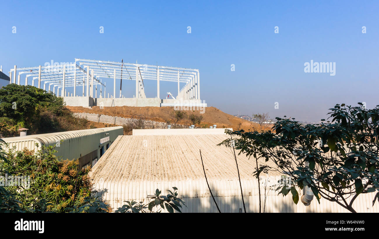 Construction beams and columns hi-res stock photography and images - Alamy