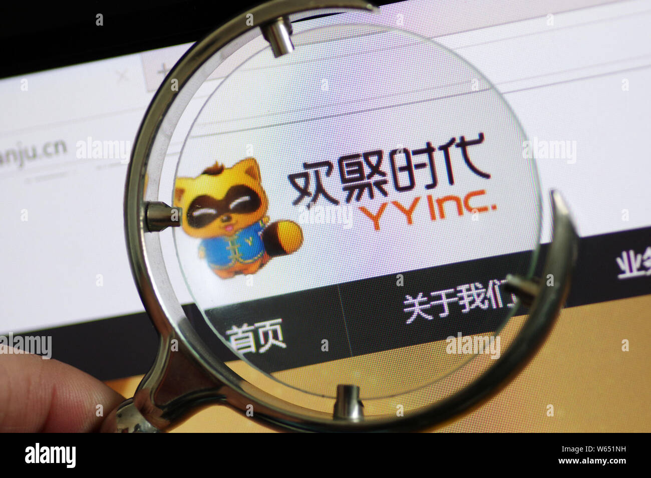 Yy inc hi-res stock photography and images - Alamy