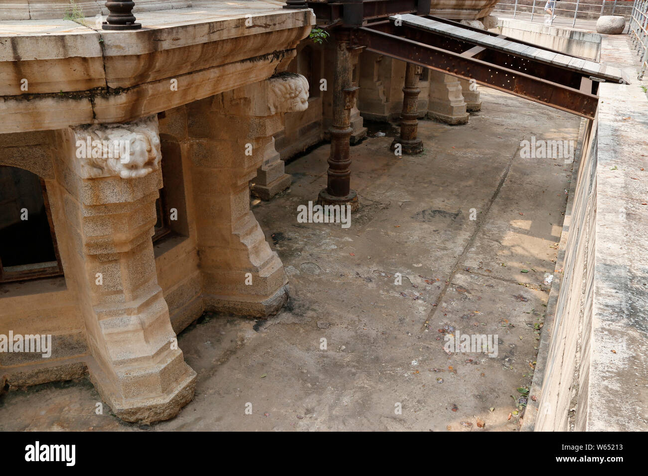 View of the Yanxi Palace, also known as the Palace of Prolonging ...