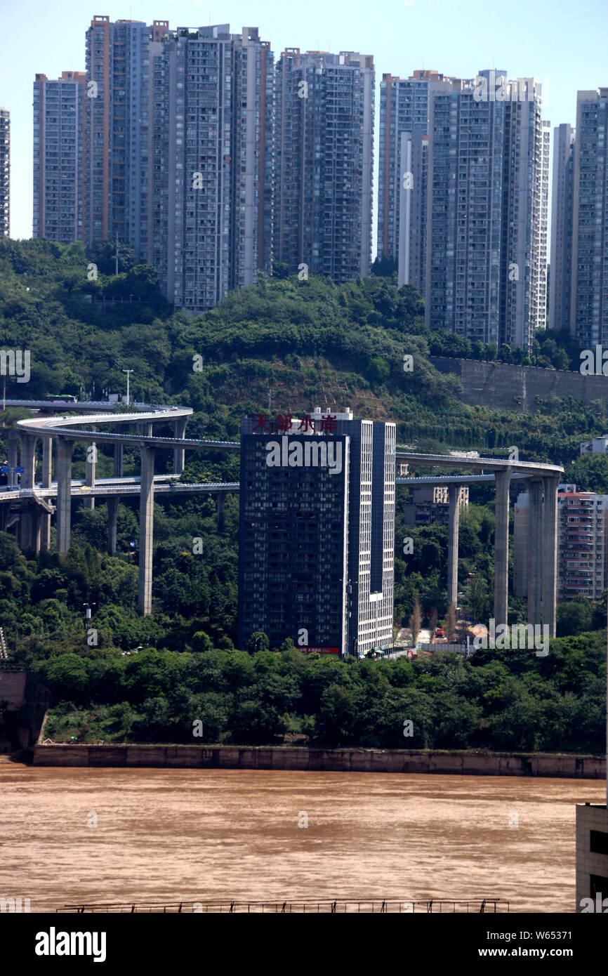 Cars drive on China's tallest highway interchange, Sujiaba Interchange ...