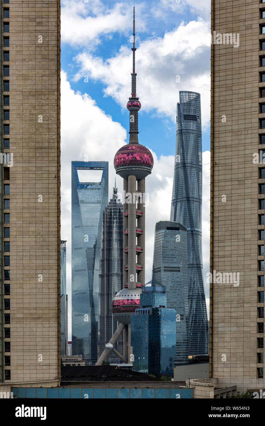 World financ hi-res stock photography and images - Alamy