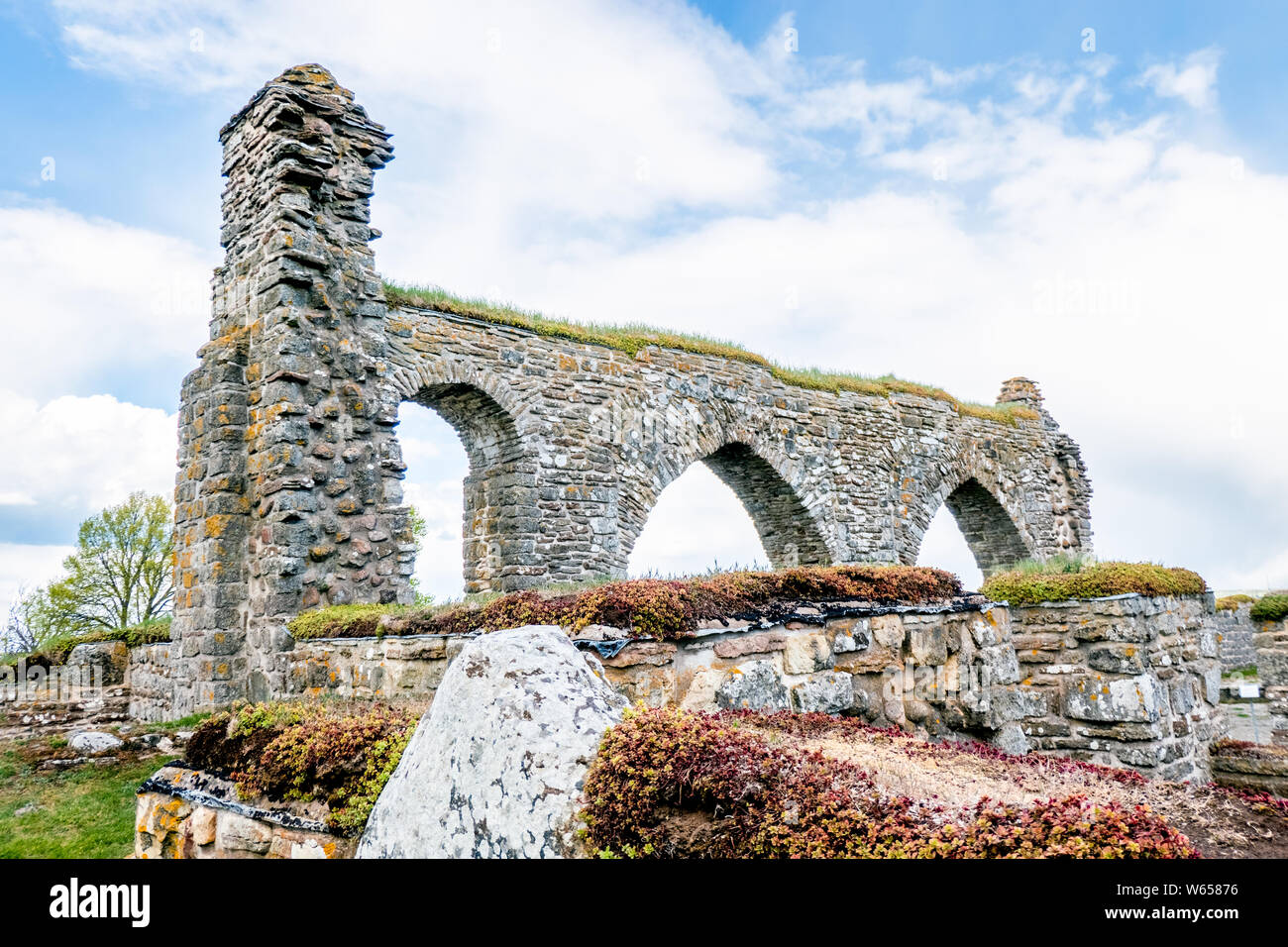 Medieval nunnery hi-res stock photography and images - Alamy