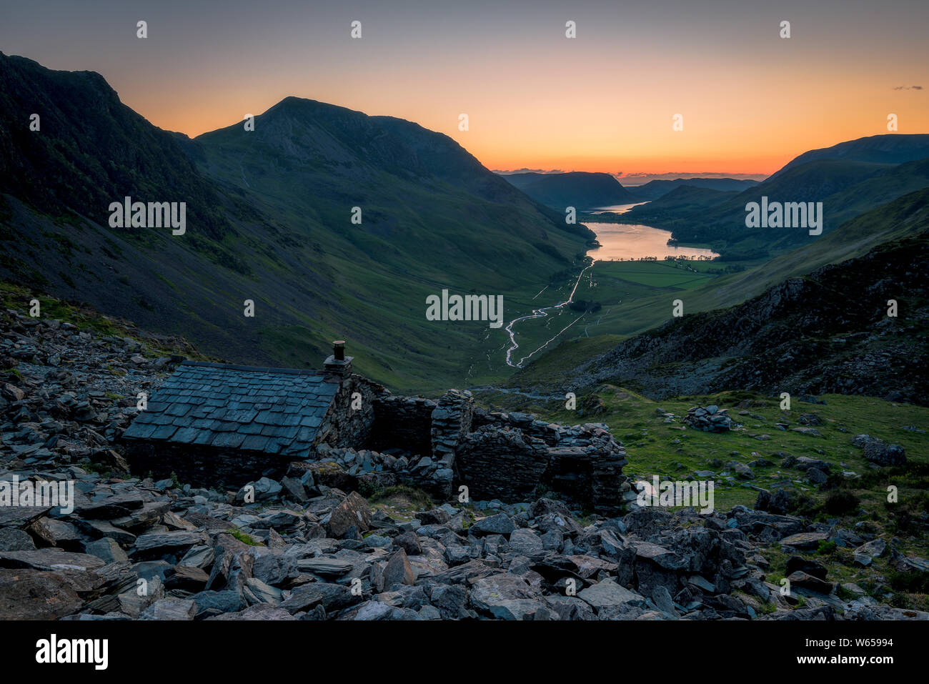 Sunset taken from Warnscale Bothy looking over Buttermere Stock Photo ...