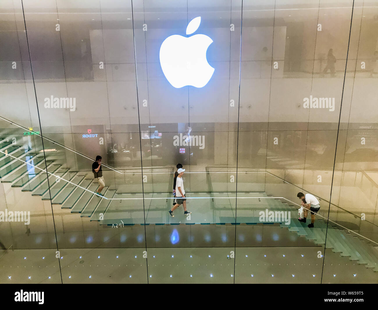 View of an Apple store in Guangzhou city, south China's Guangdong ...